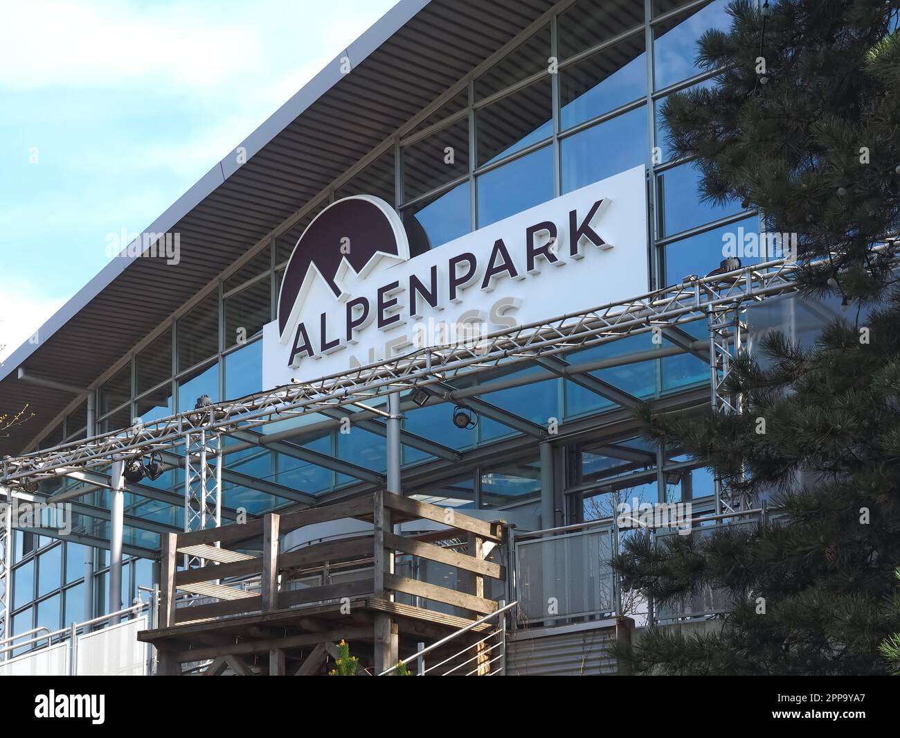 ski hall architecture in the Alpenpark Neuss in Germany with solar ...