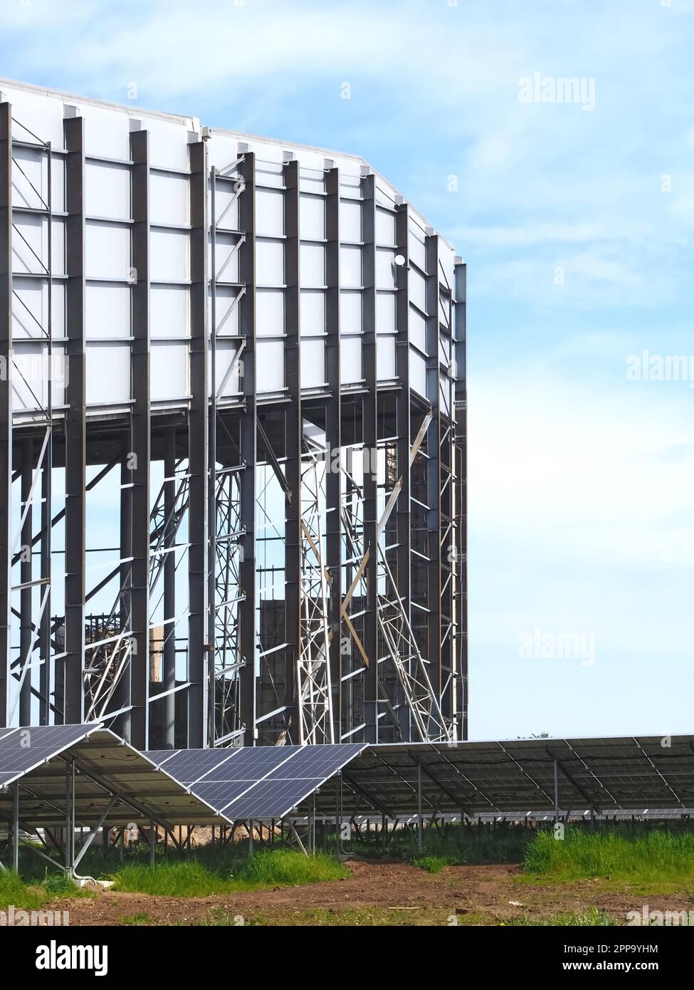 ski hall architecture in the Alpenpark Neuss in Germany with solar ...