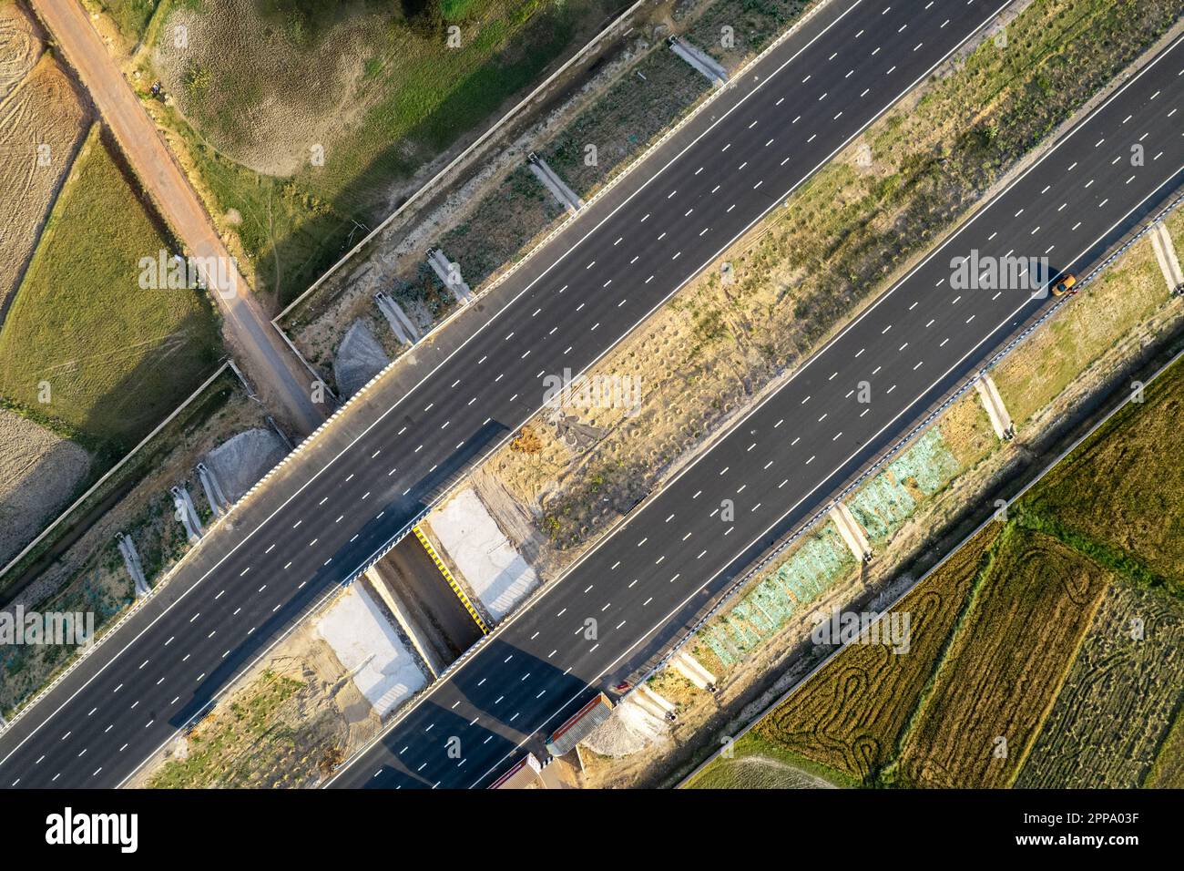 New mumbai expressway hi-res stock photography and images - Alamy
