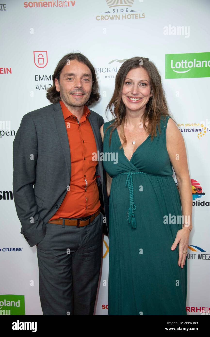 Calcar, Deutschland. 22nd Apr, 2023. Mara BERGMANN, presenter, pregnant ...