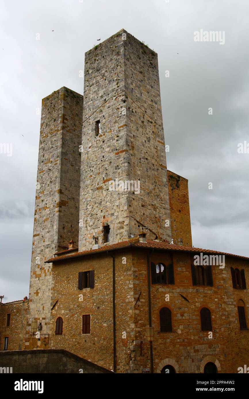 San Gimignano twin tower-Tuscany, Italy Stock Photo - Alamy