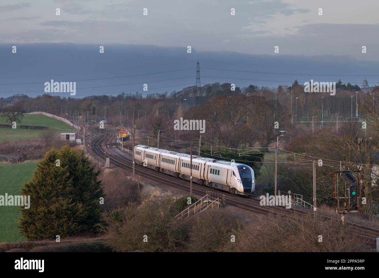 Class 805 at300 hi-res stock photography and images - Alamy