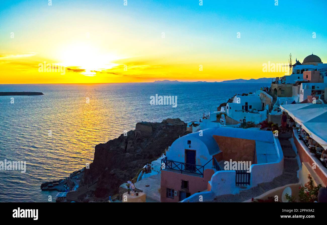 Picturesque clifftop traditional houses against famous beautiful ...