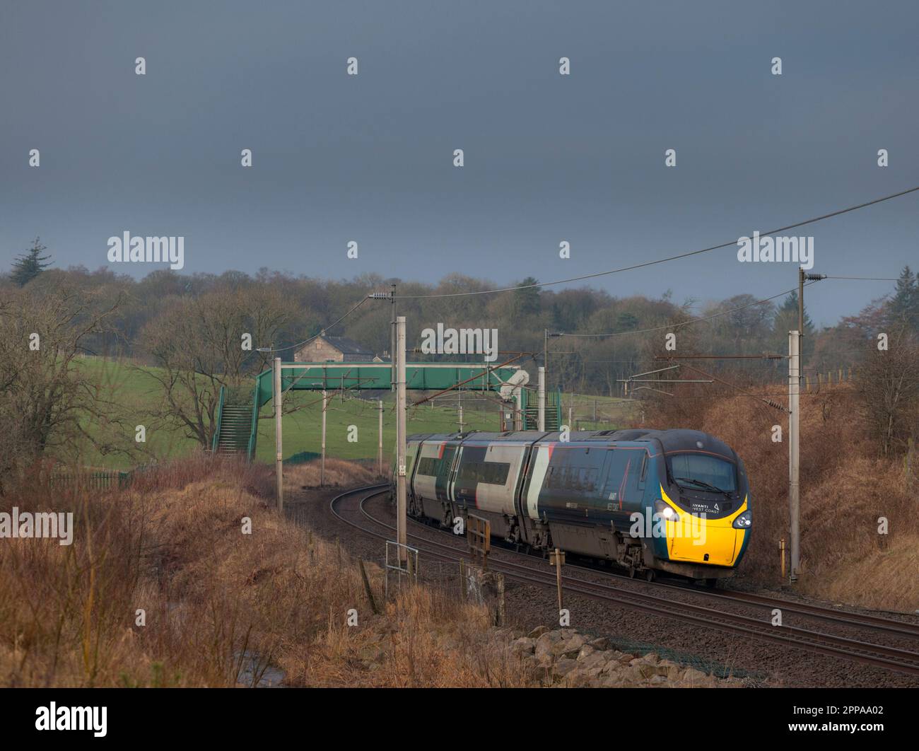 First Trenitalia Avant West Coast Alstom Pendolino train 390148 passing ...