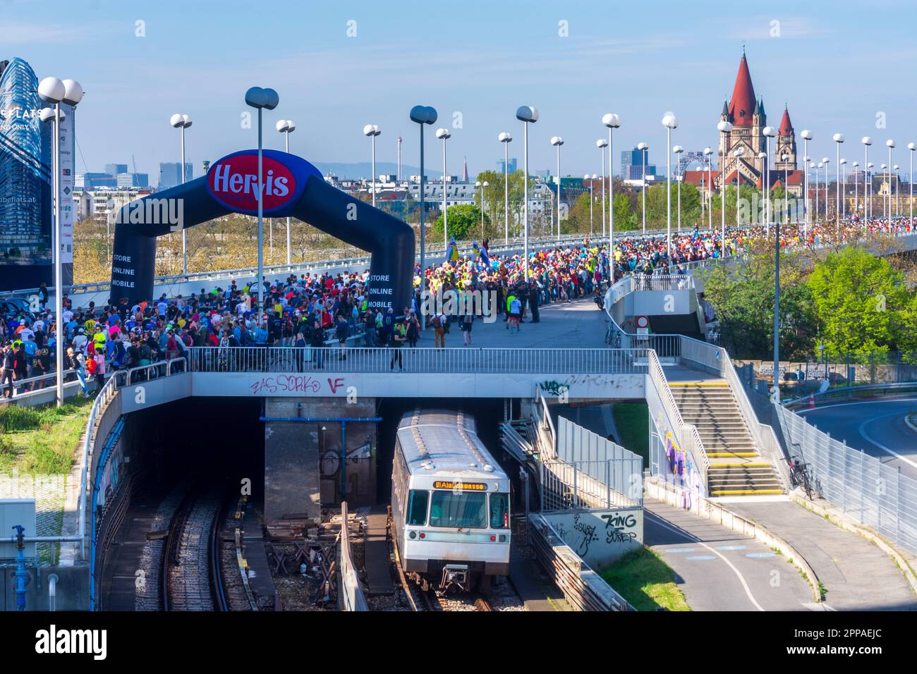 Vienna: start of 40. Vienna City Marathon, runner, subway line U1 ...