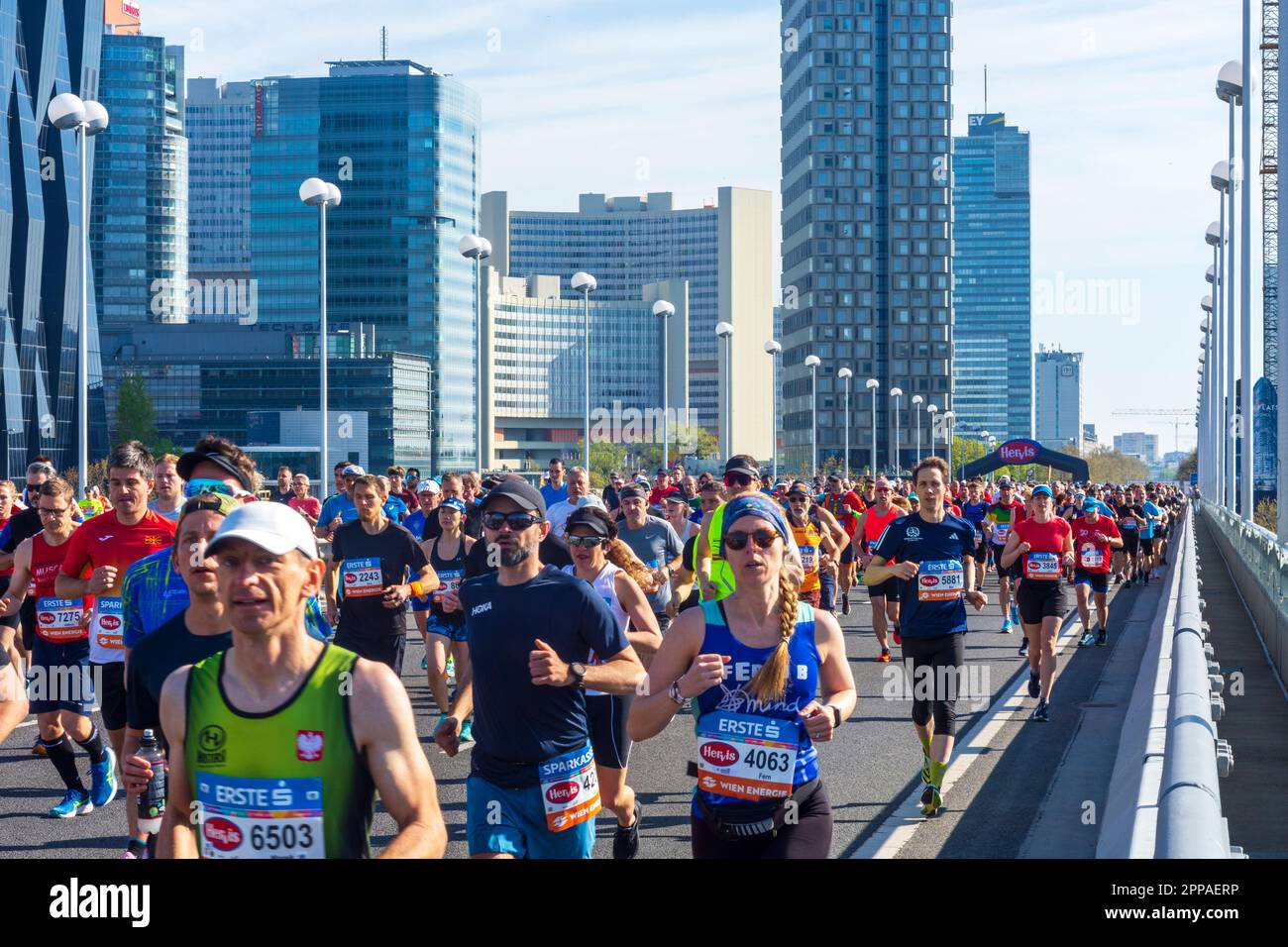 Vienna: start of 40. Vienna City Marathon, runner, skyline of Donaucity ...