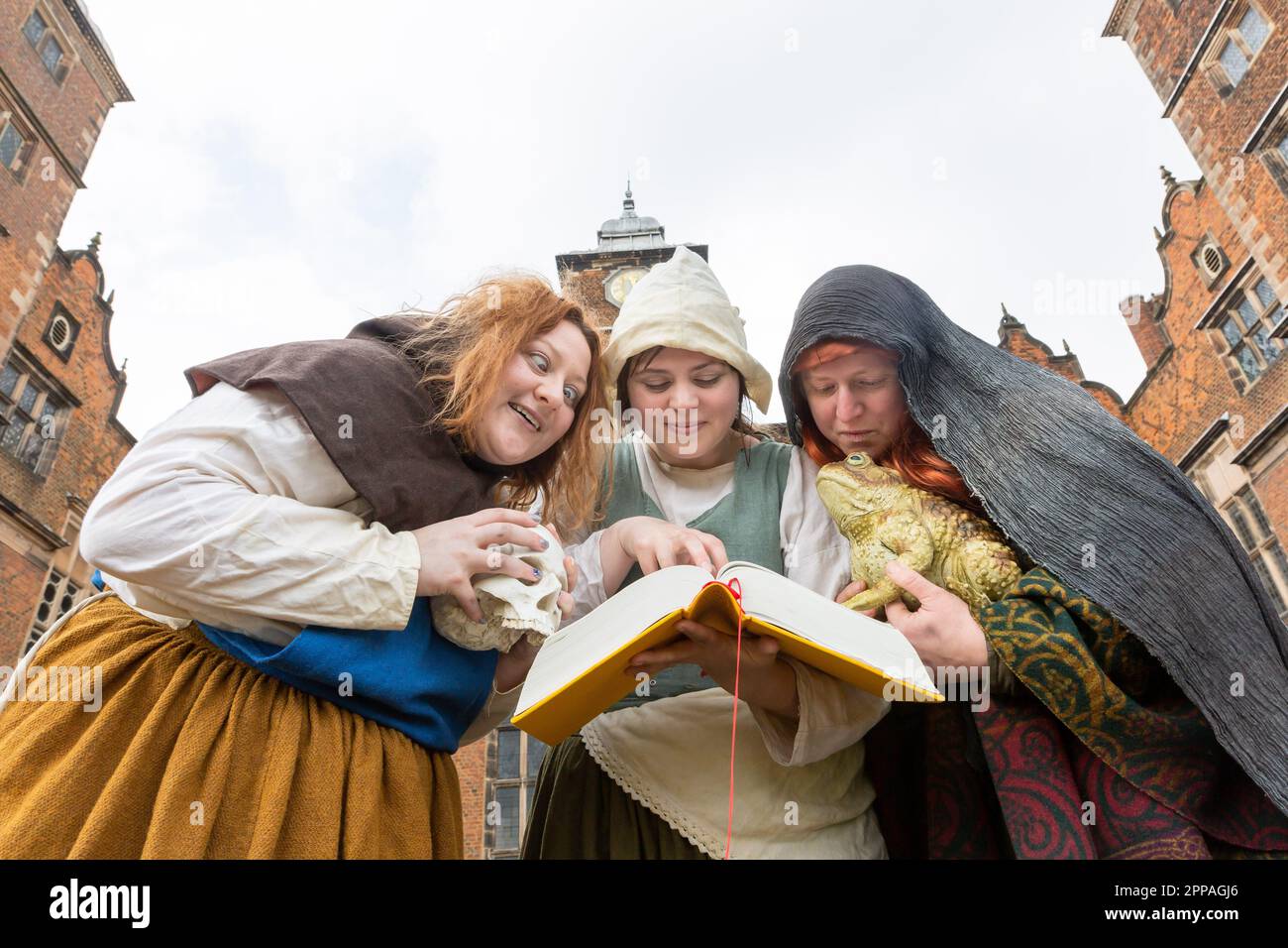 Three witches from Shakespeare's MacBeth Stock Photo - Alamy
