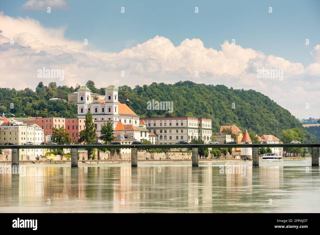 Riverside at the river Inn in Passau (Bavaria) (Germany Stock Photo - Alamy
