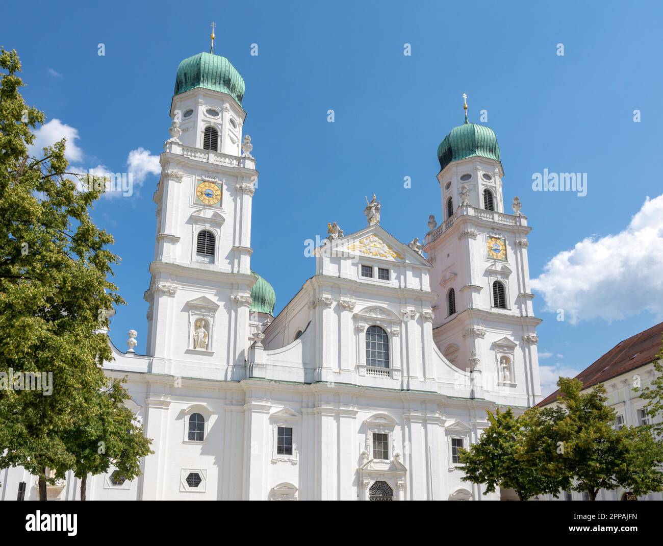 Architecture of passau hi-res stock photography and images - Alamy
