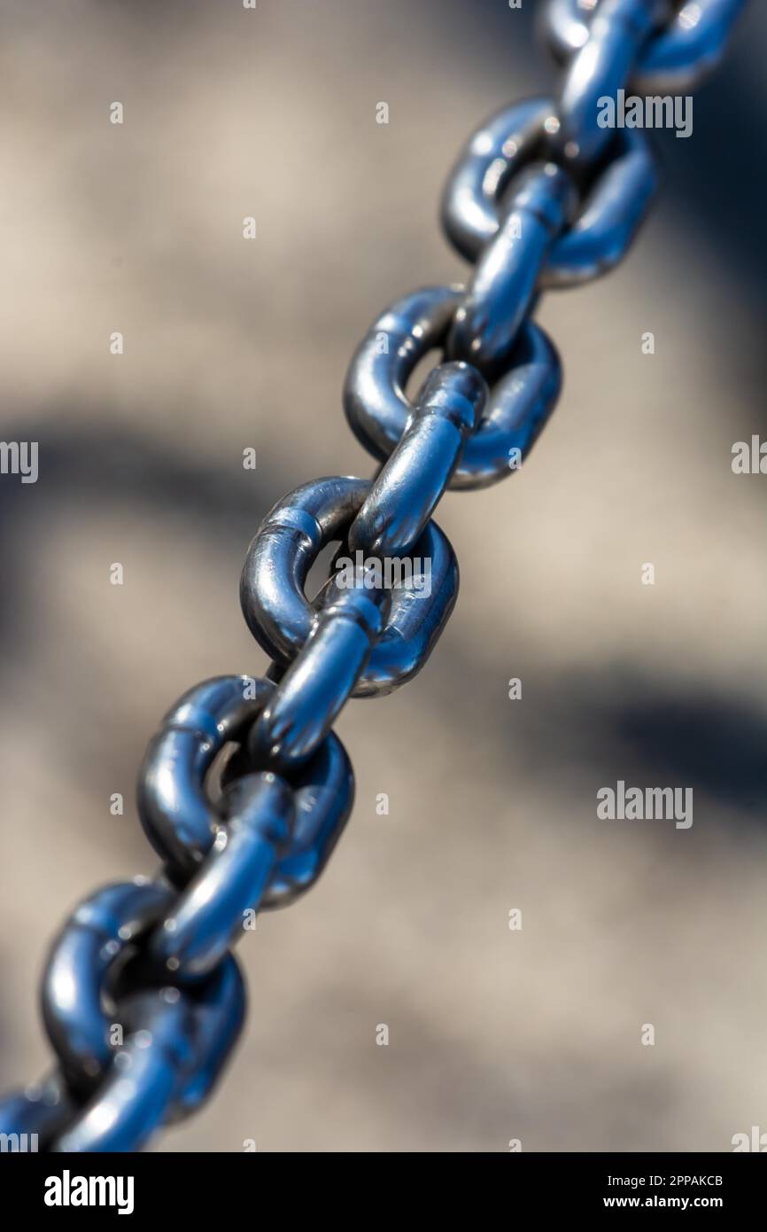 Running chain hi-res stock photography and images - Alamy