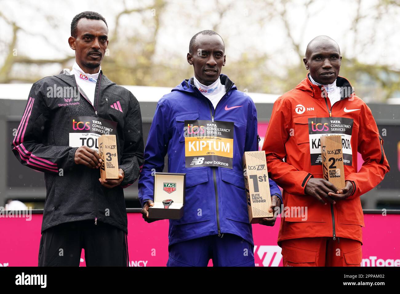 Kelvin Kiptum (Winner), Tamirat Tola (Third) and Geoffrey Kamworor ...