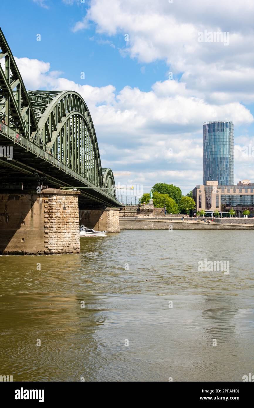 Skyscraper cologne triangle hi-res stock photography and images - Alamy