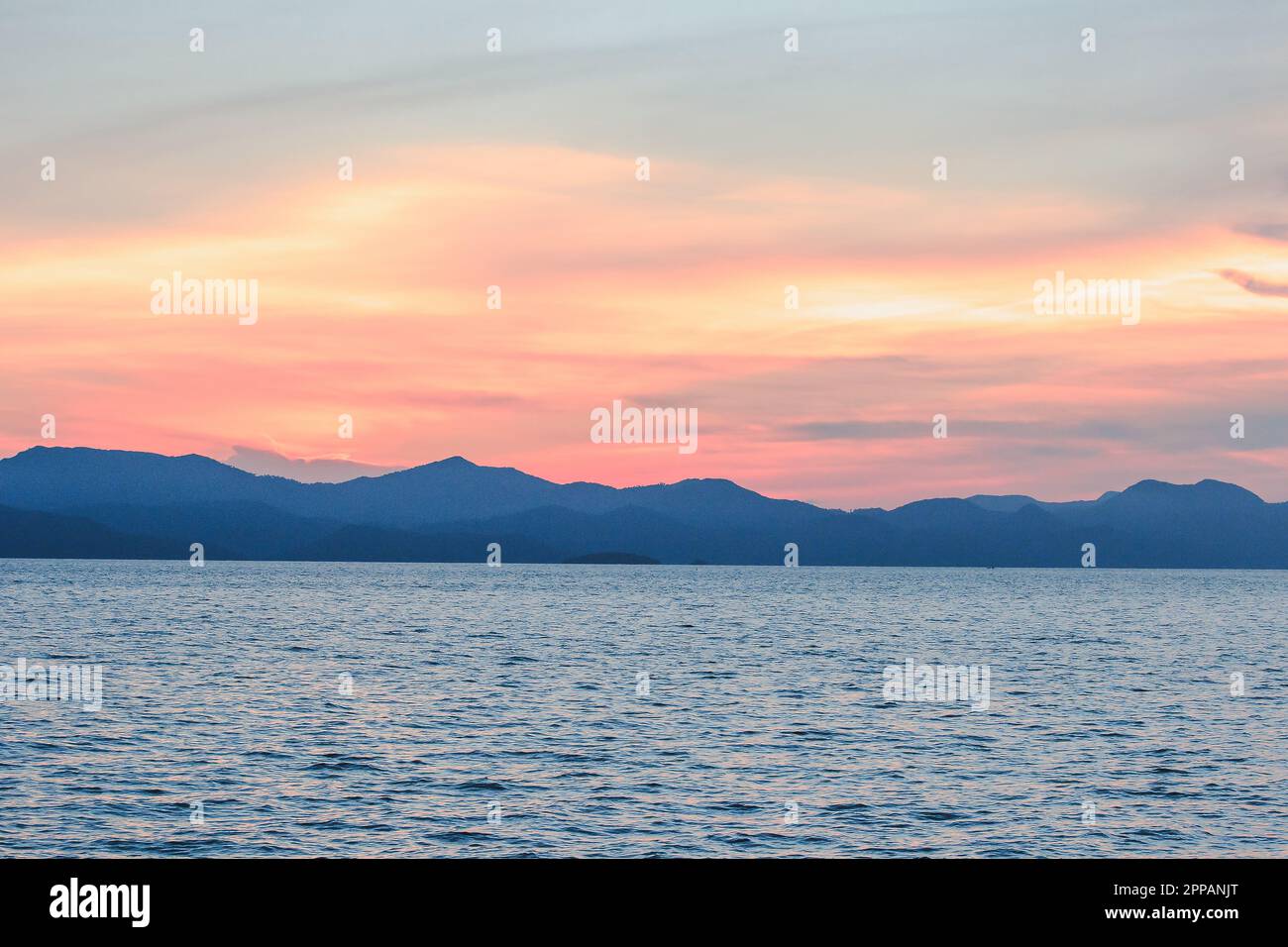 Twilight heaven hi-res stock photography and images - Alamy