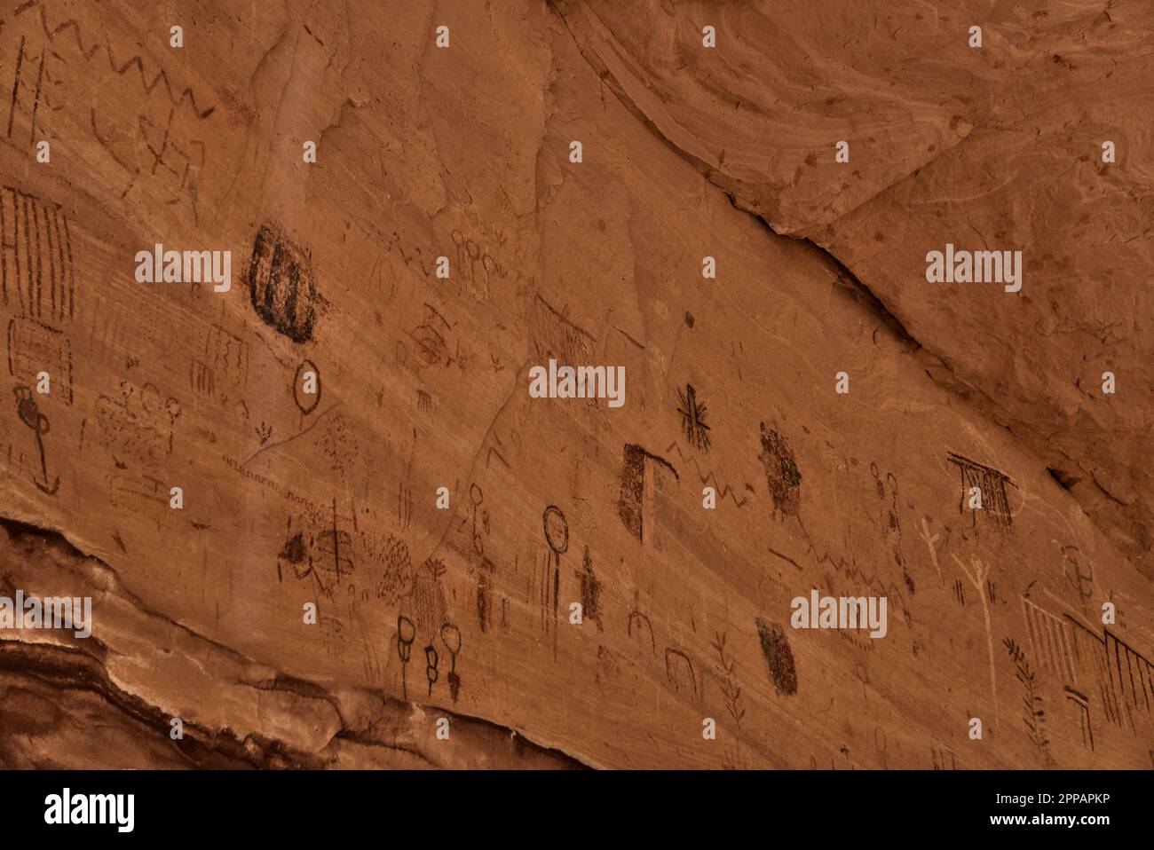 Pictographs at the Green Mask Site in Sheik's Canyon-Grand Gulch ...