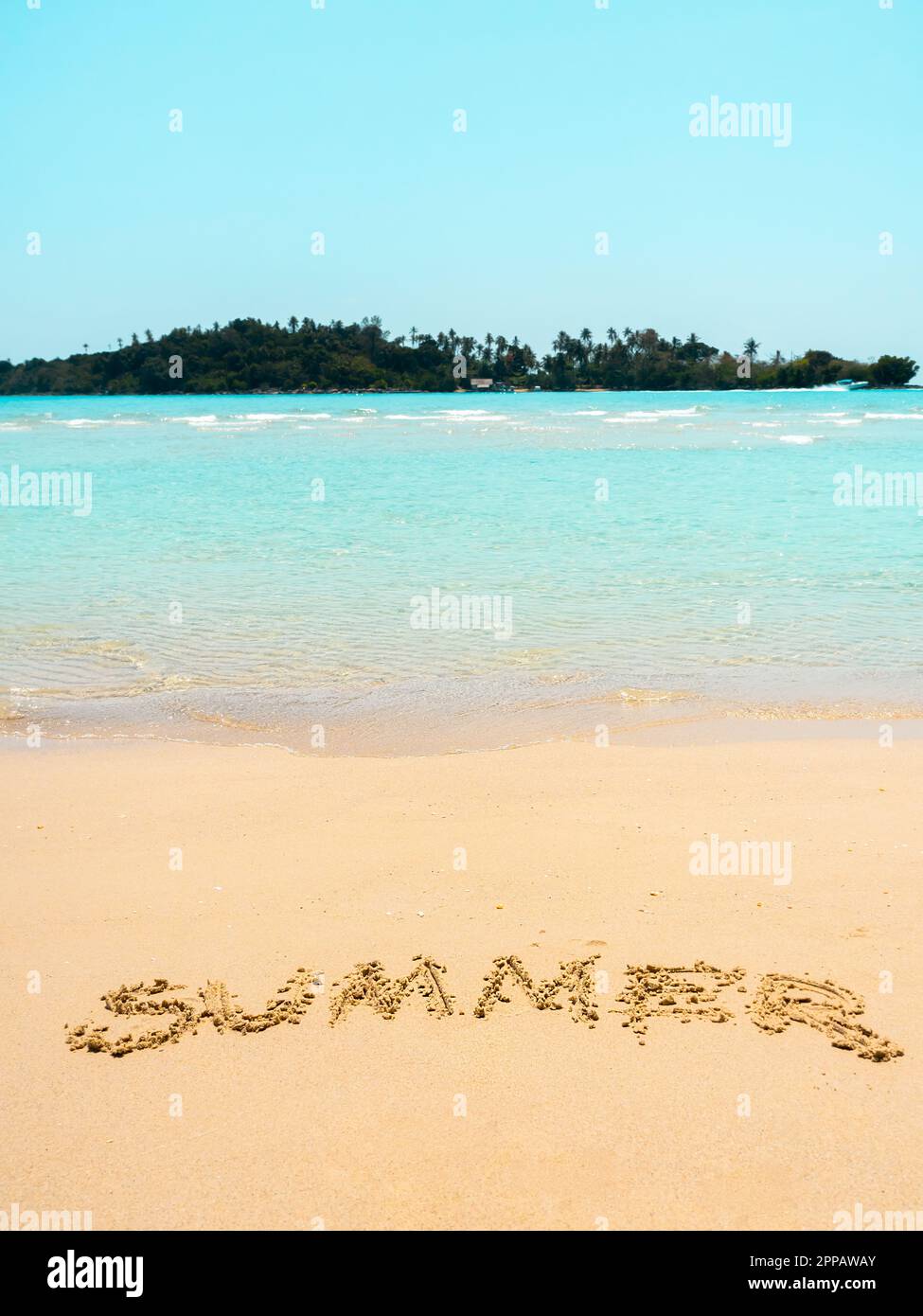 Seascape, summer vacation holiday background, vertical style. Tropical ...