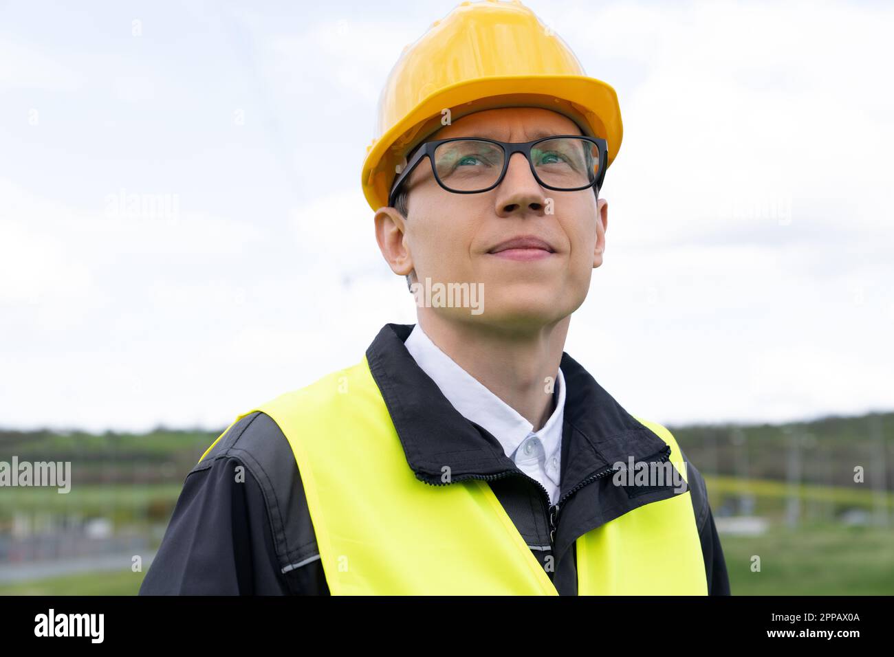 Old man helmet portrait hi-res stock photography and images - Alamy