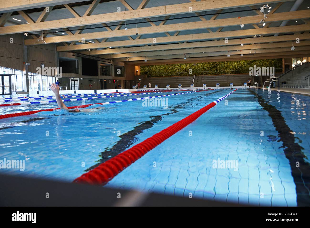 Saturday's inauguration of Tinnerbäcksbadet, new indoor swimming pool ...