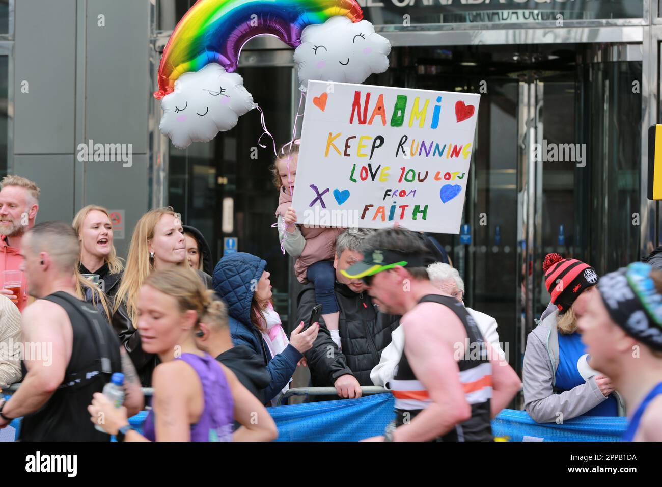 London, UK. 23 April 2023. The 2023 TCS London Marathon. Runners of the ...