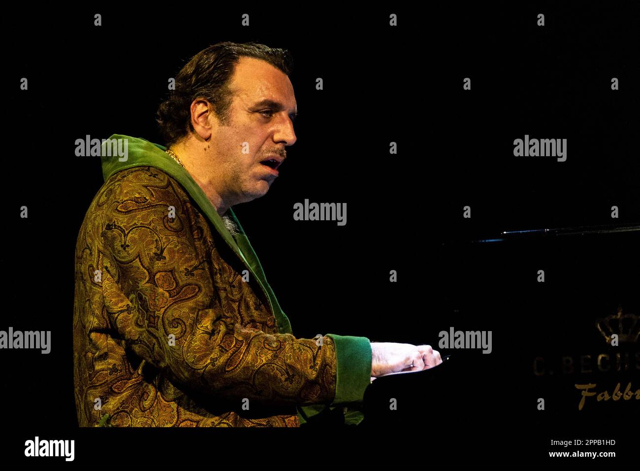 Chilly gonzales primo piano hi-res stock photography and images - Alamy