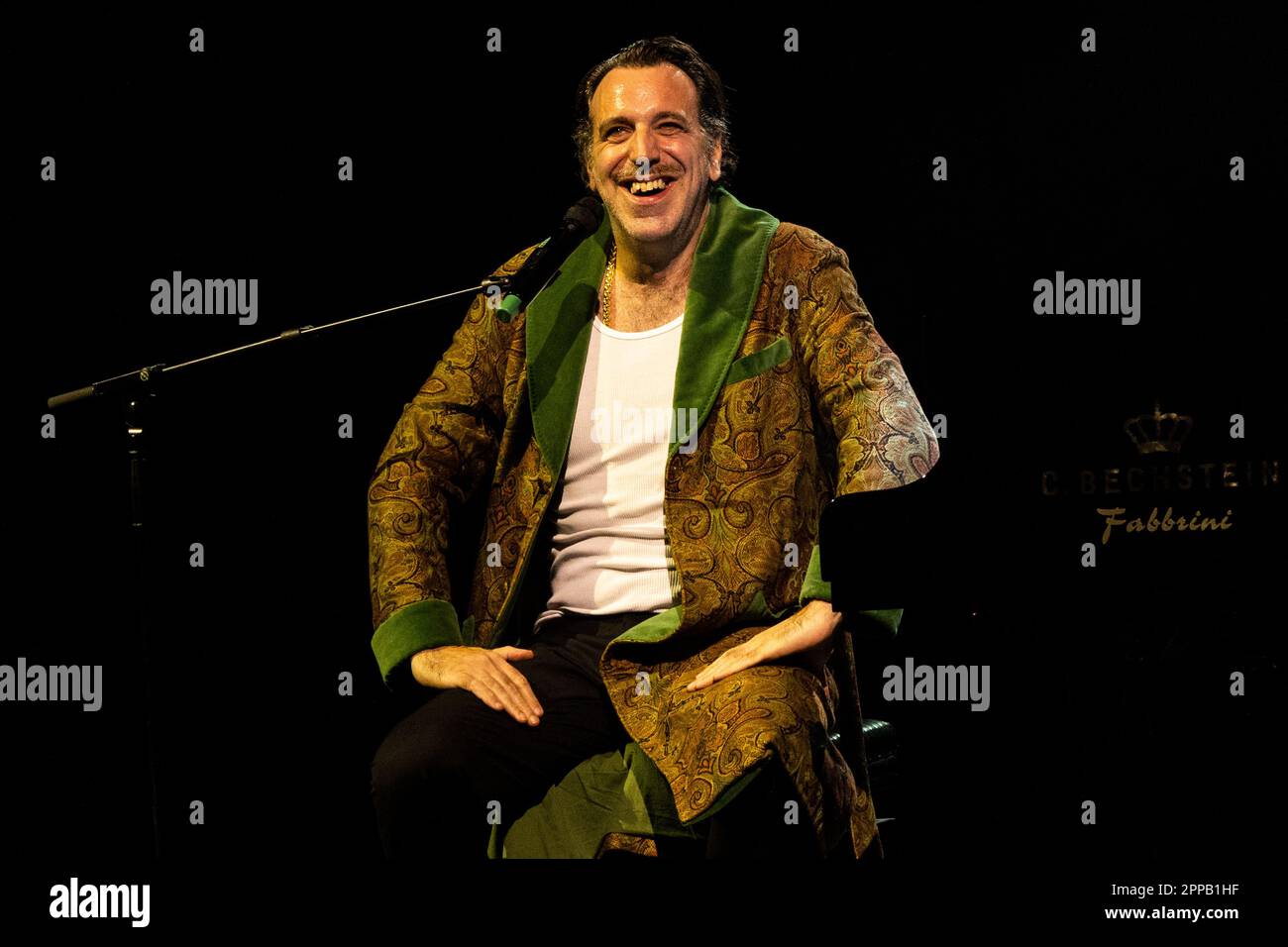 Chilly gonzales set hi-res stock photography and images - Alamy