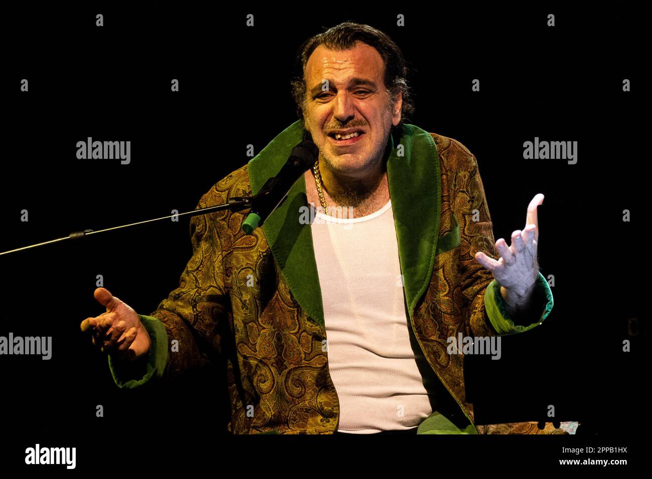 Chilly gonzales set hi-res stock photography and images - Alamy