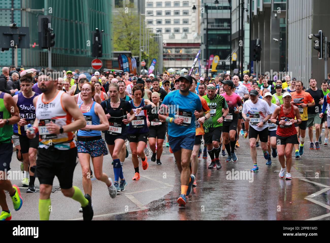London marathon 2023 winner hi-res stock photography and images - Alamy