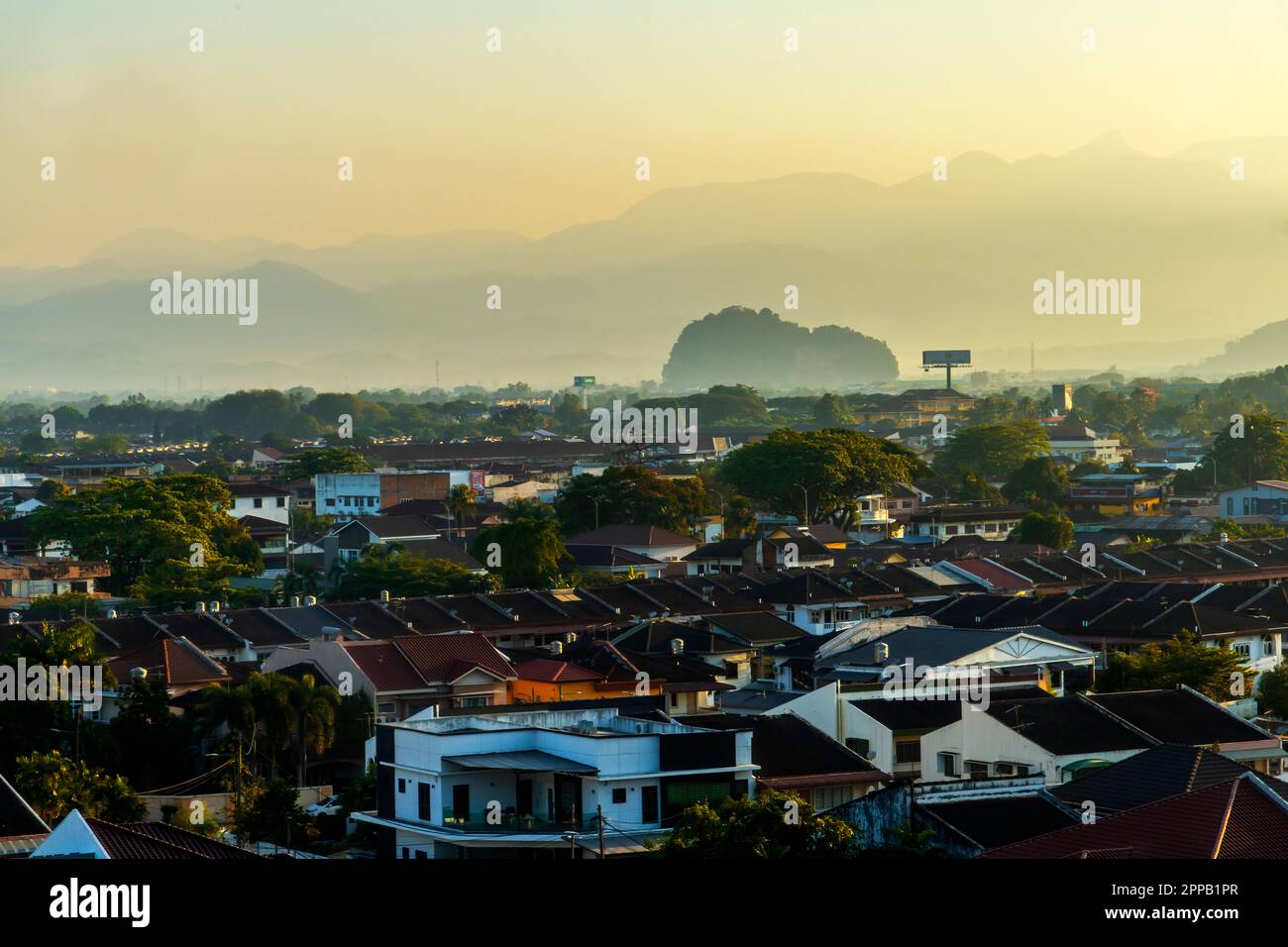 Ipoh malaysia hiking hi-res stock photography and images - Alamy