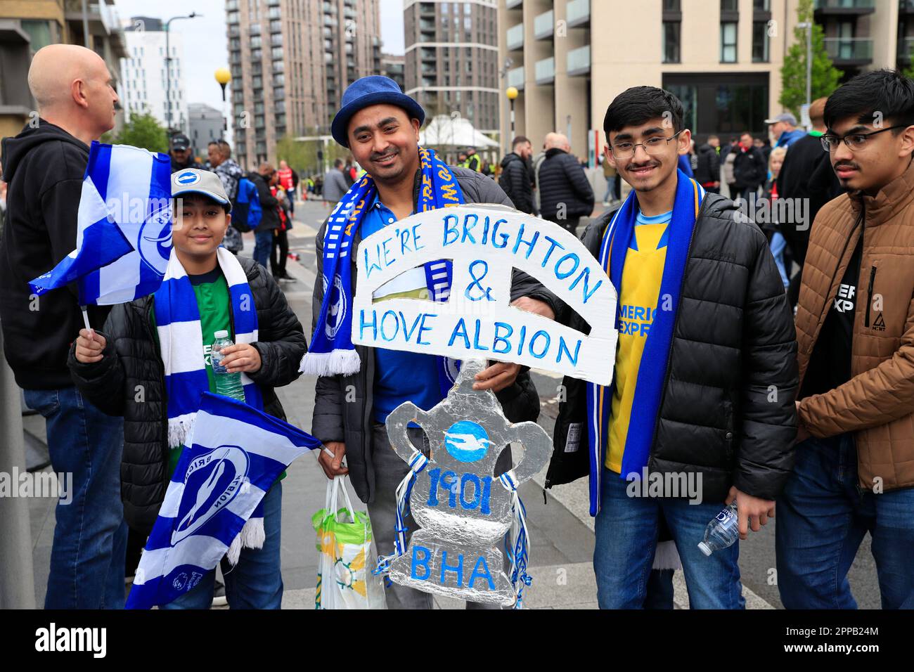 Brighton fans hi-res stock photography and images - Alamy