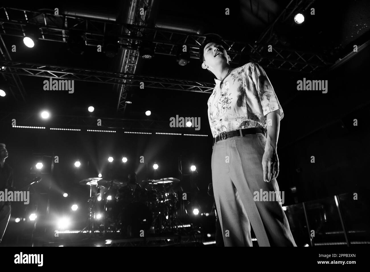 Korean guitarist Black and White Stock Photos & Images - Alamy