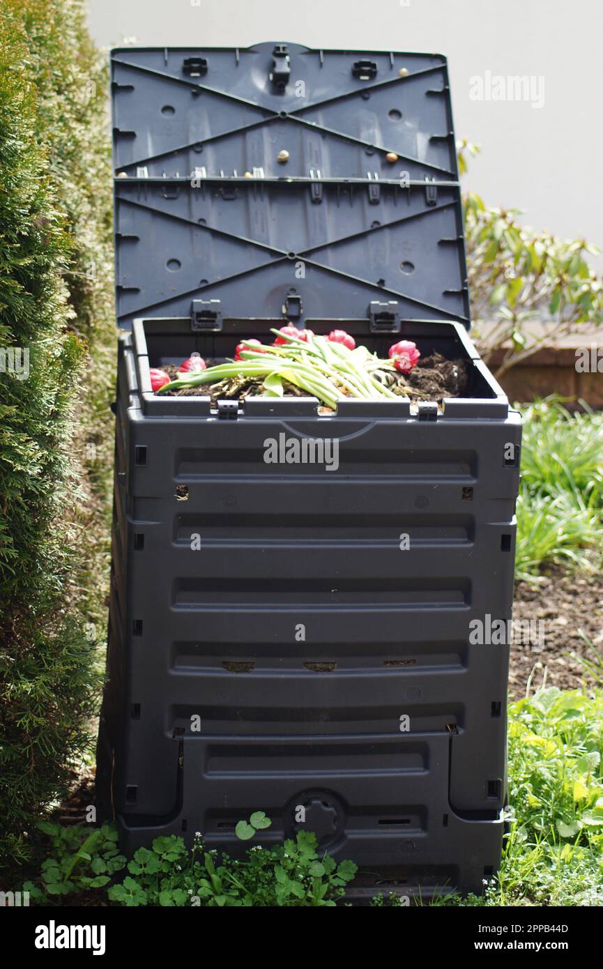 Plastic thermal composter hi-res stock photography and images - Alamy