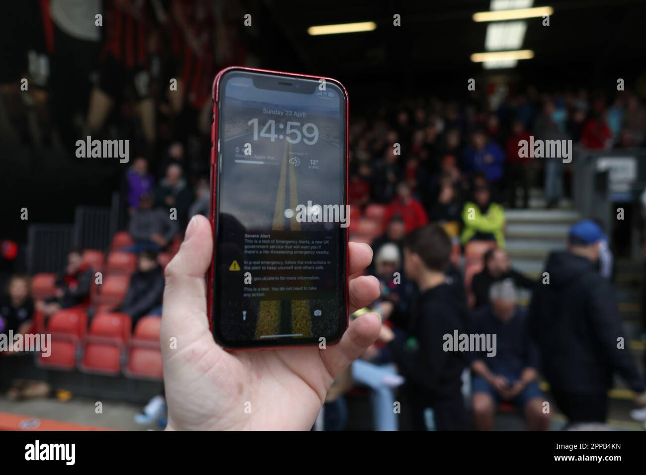 The UK-wide emergency alert system as it is tested during the Premier ...
