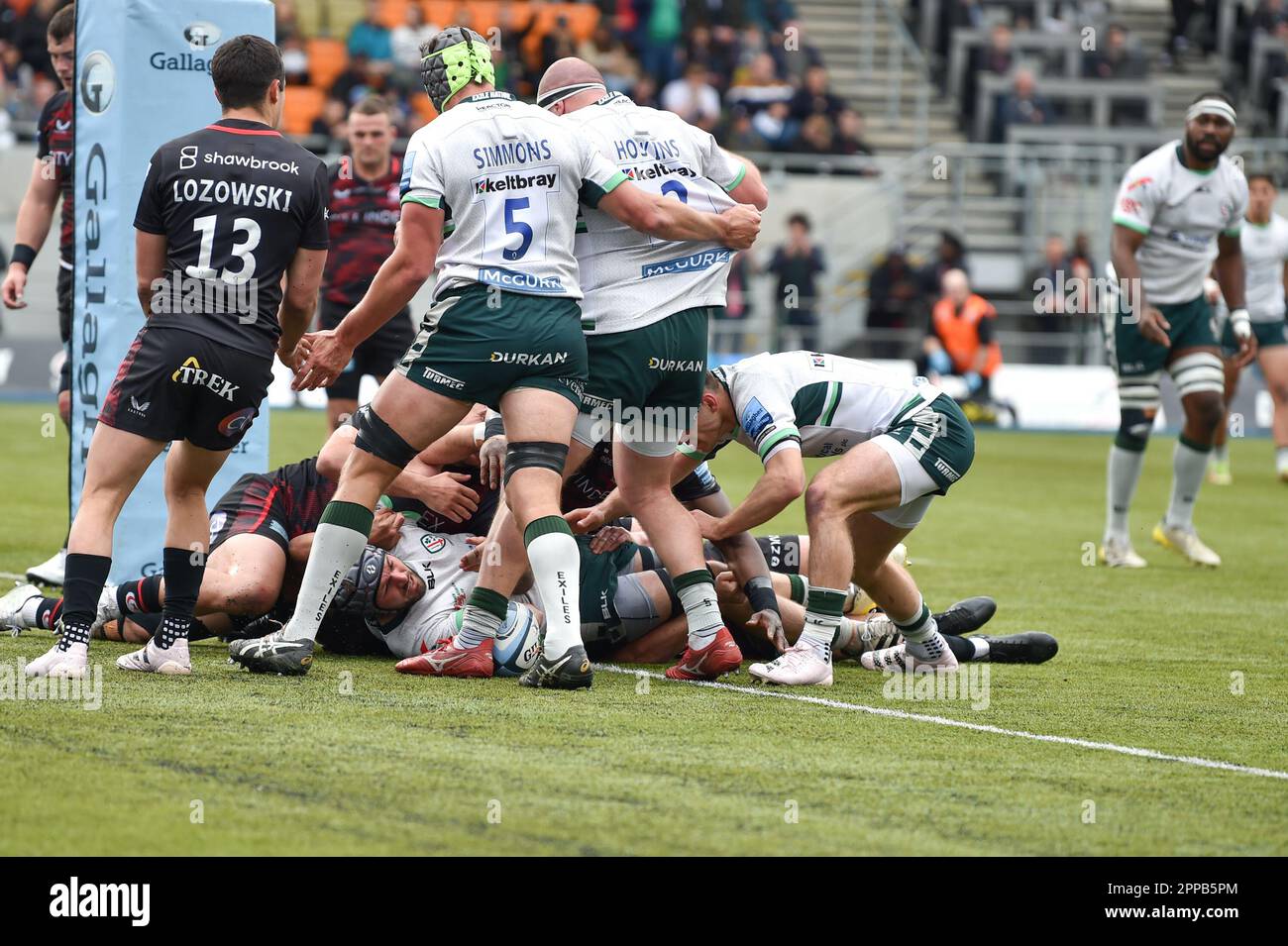 Matt Rogerson of London Irish scores the opening try for London Irish ...