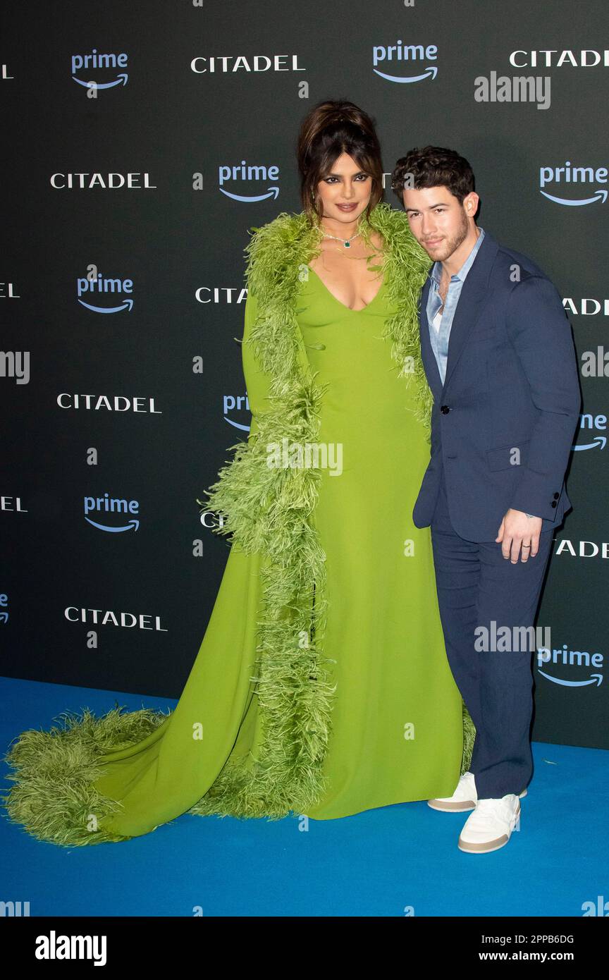 Rom, Italien. 21st Apr, 2023. Priyanka Chopra Jonas mit Ehemann Nick ...