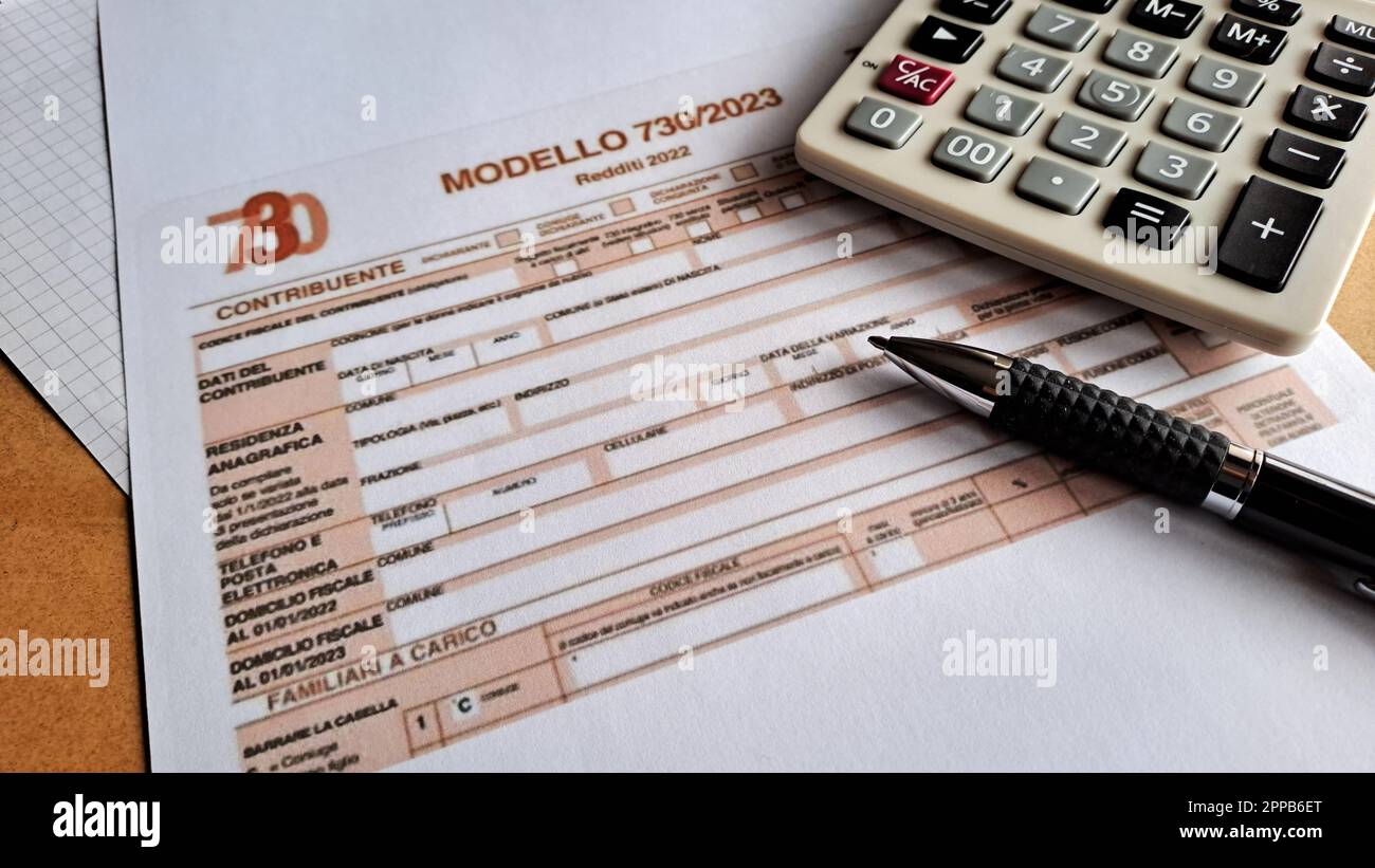 Form filling taxes in Italy unified payment 730 Stock Photo - Alamy