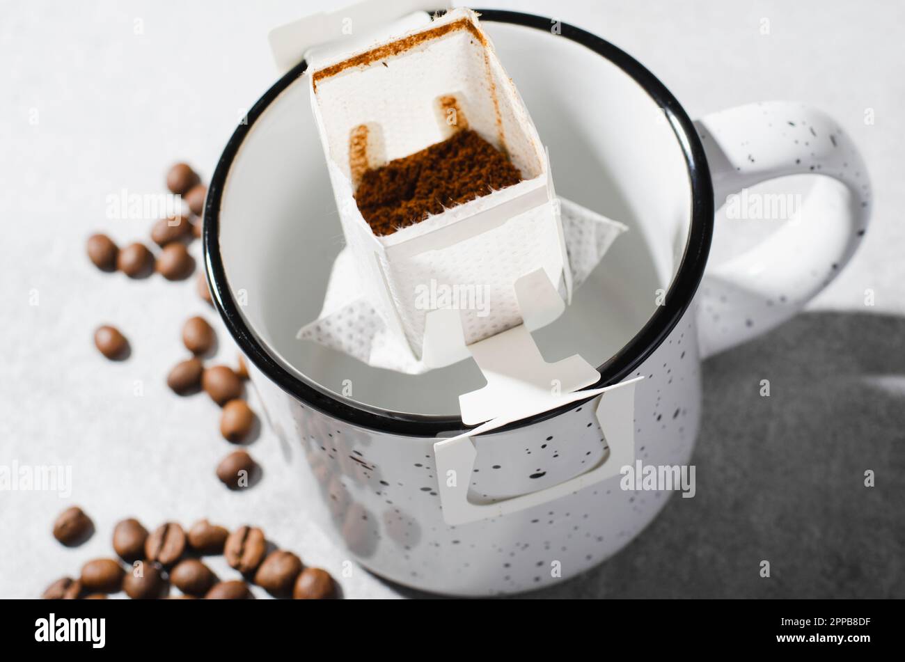 Drip Coffee Bag in Big Cup, Coffee Trend, Quick Way to Brew Ground ...