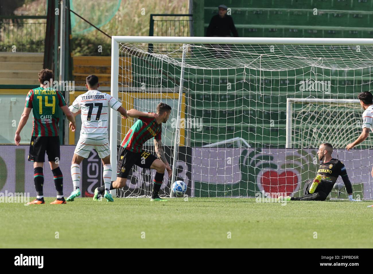 Ellertsson hi-res stock photography and images - Alamy