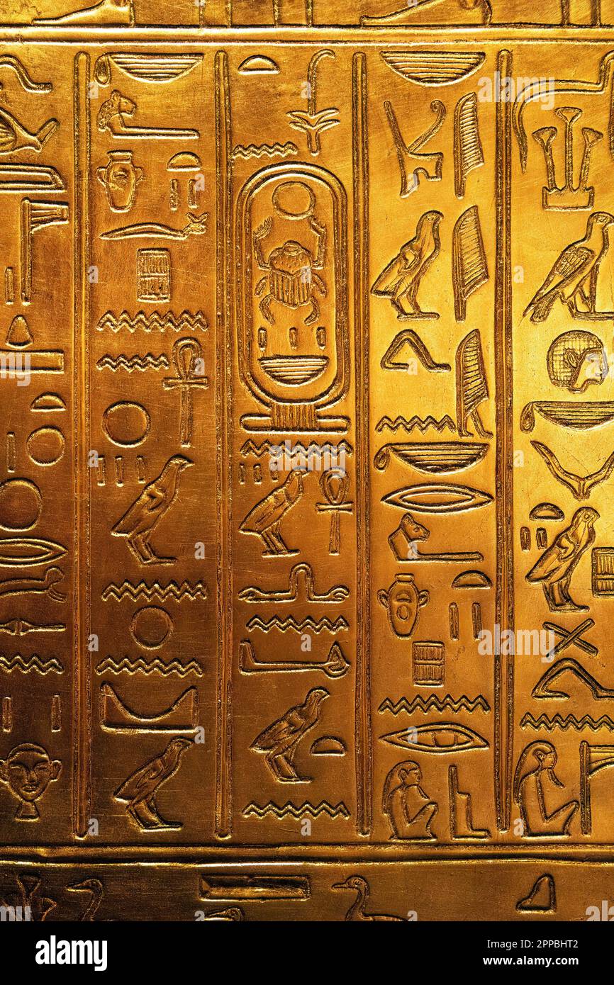 Ancient egyptian hieroglyphs from Tutankhamun's tomb Stock Photo - Alamy