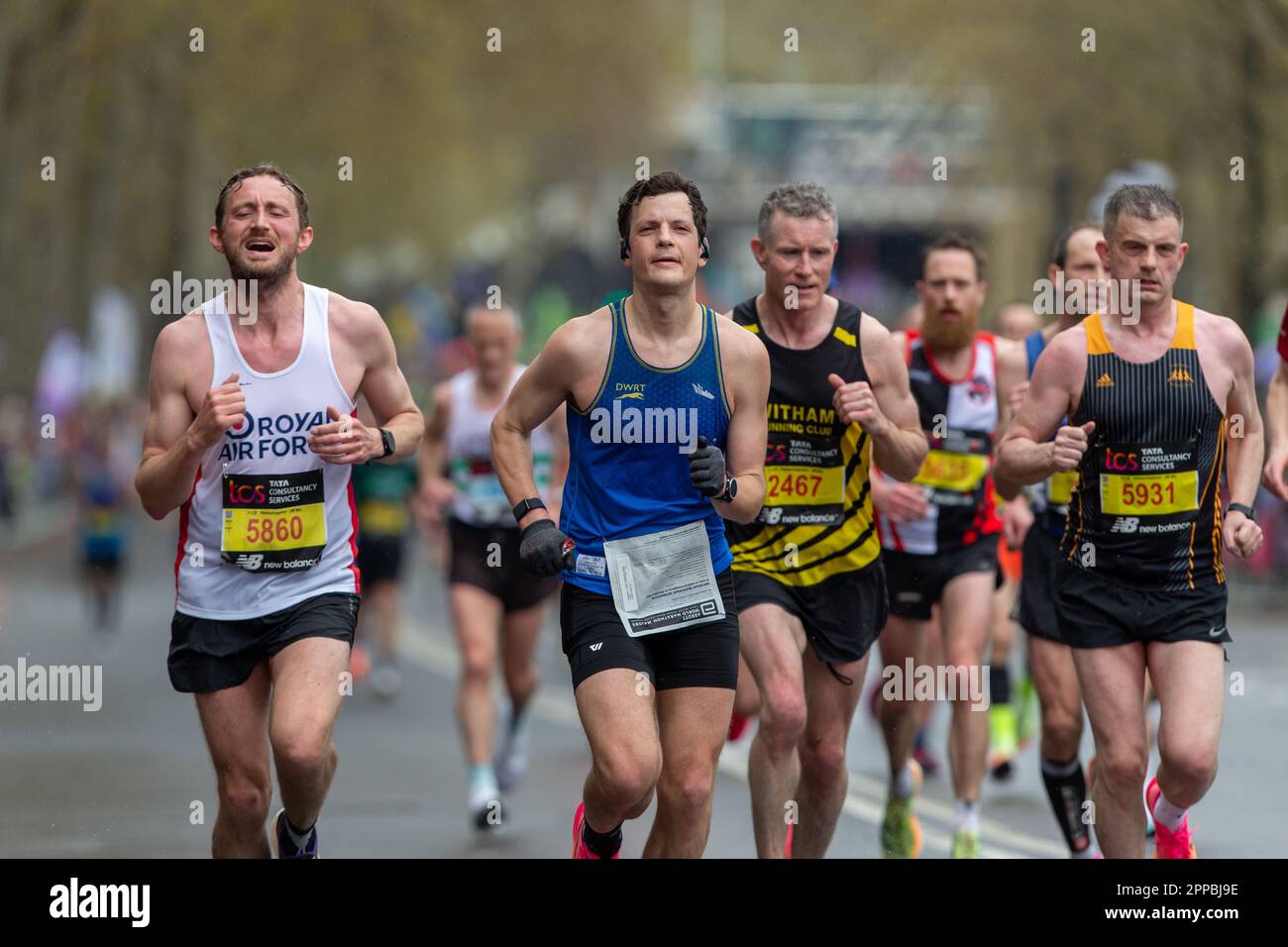 London. UK, 23rd April 2023. More than Around 46.000 runners are expected to take to the streets ...