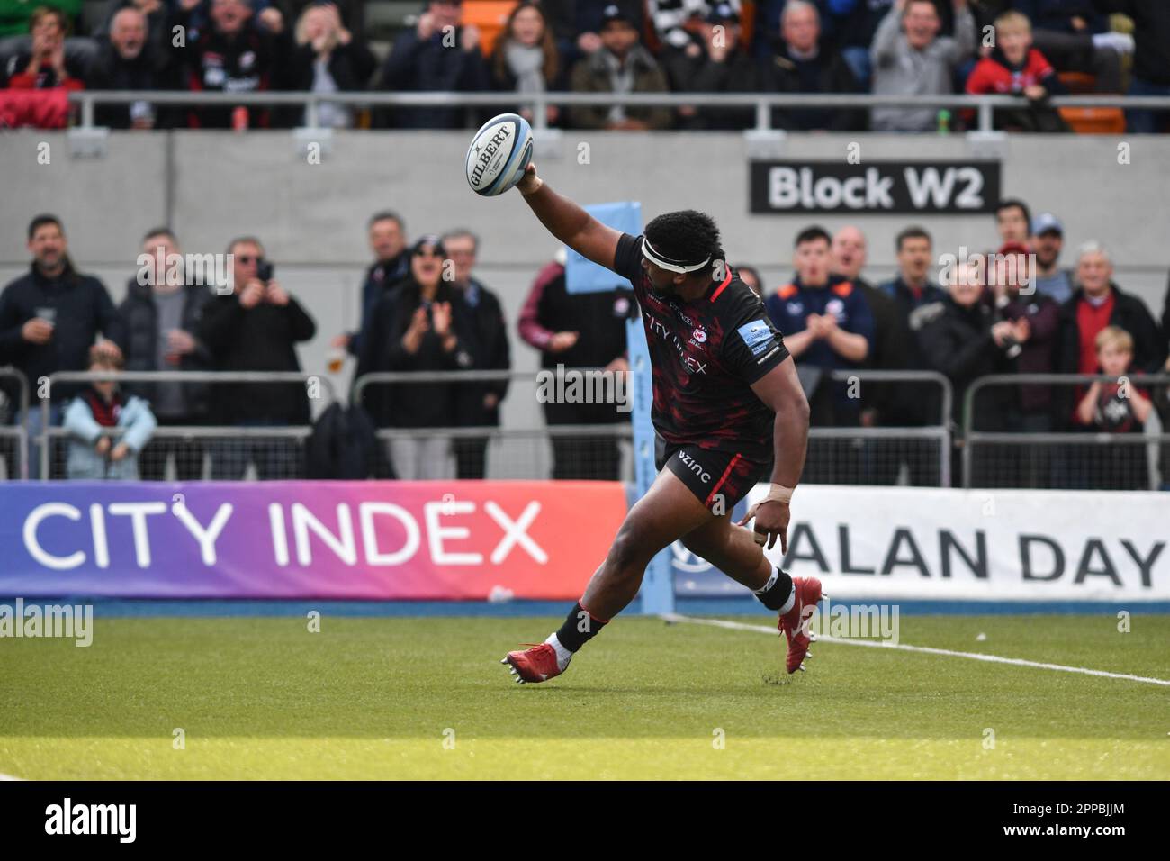 Eroni Mawi of Saracens runs in Saracens final try of the afternoon late ...