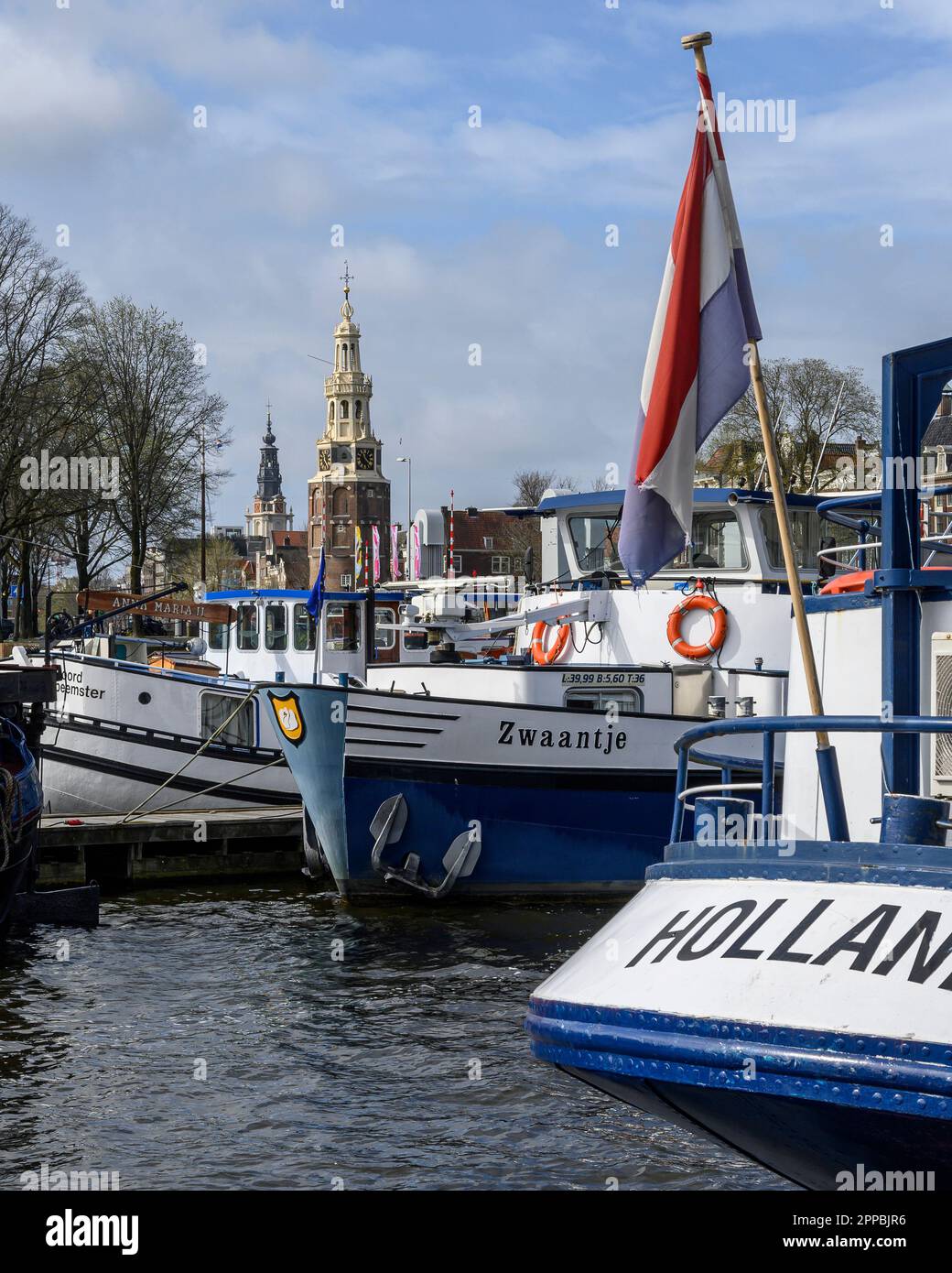A view south across the Oosterdok in Amsterdam Stock Photo - Alamy