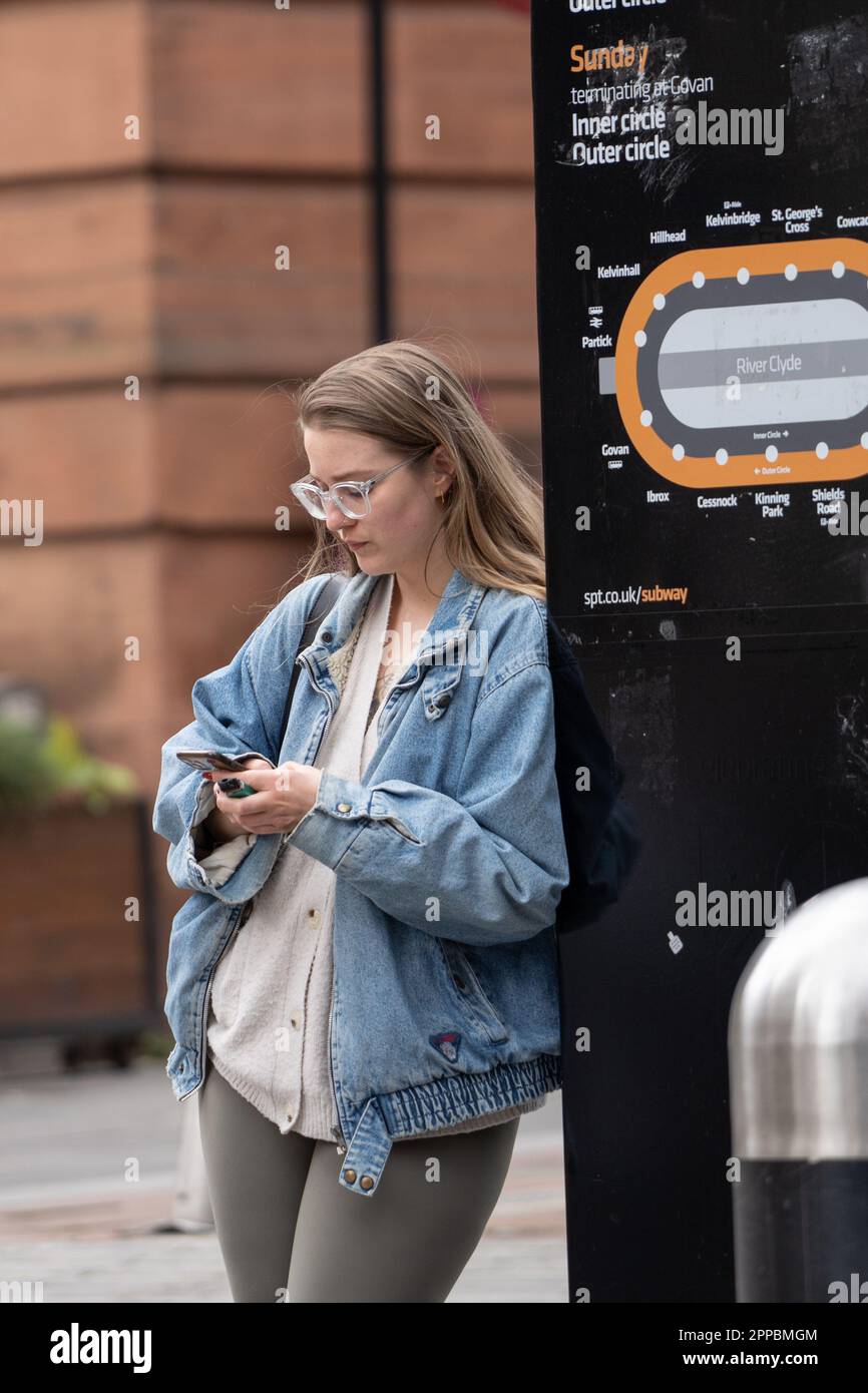 Test 5g hi-res stock photography and images - Alamy