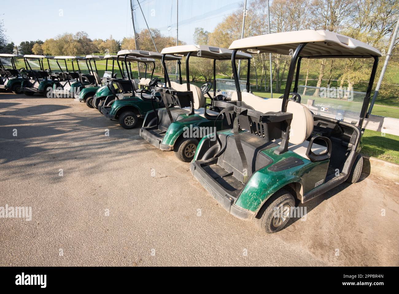 Image of golf carts hi-res stock photography and images - Alamy