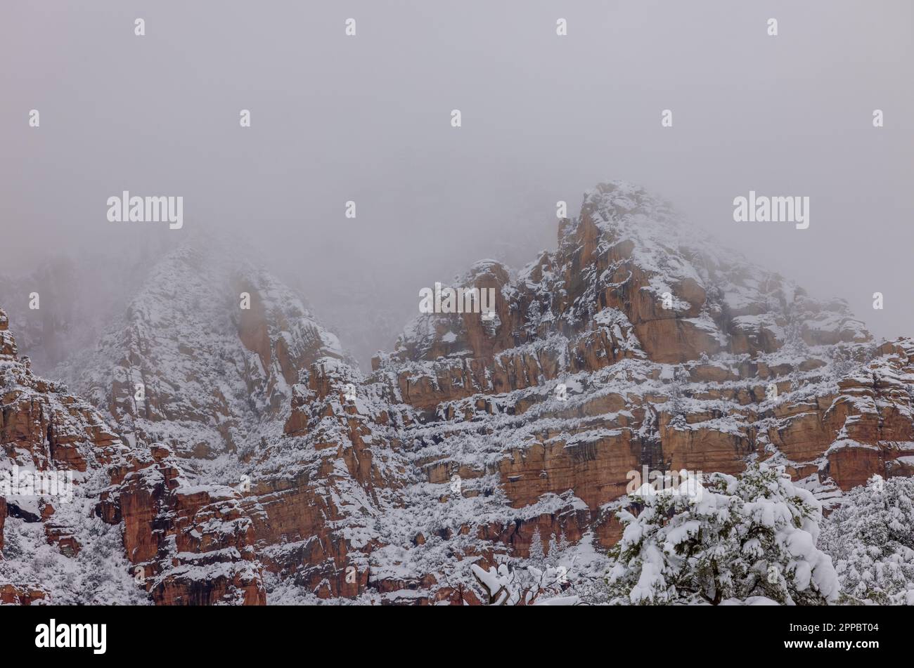 Snow Covered Sedona Arizona Winter Landscape Stock Photo - Alamy