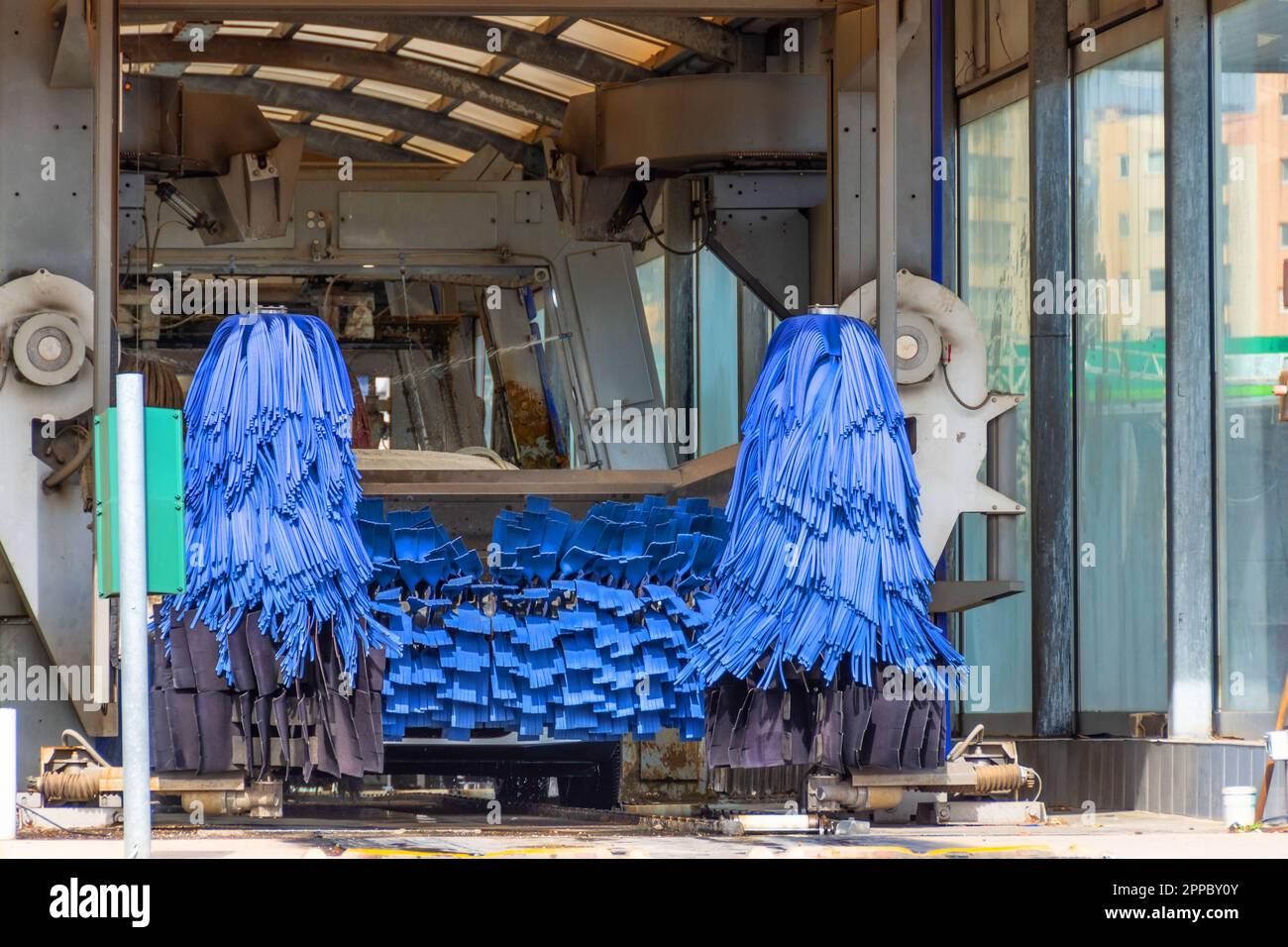 Automated car wash in action hi-res stock photography and images - Alamy