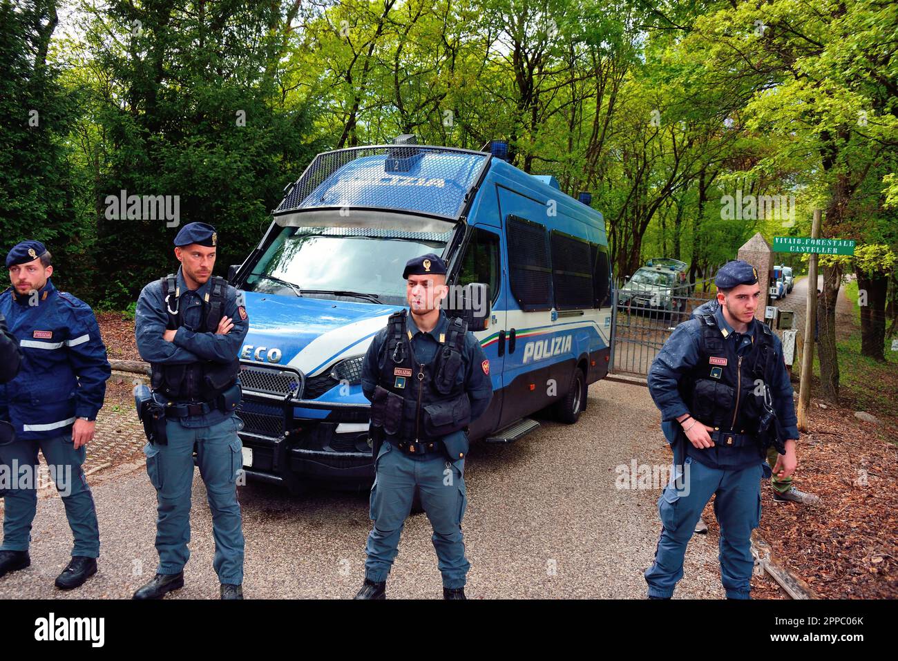 Jj4 hi-res stock photography and images - Alamy