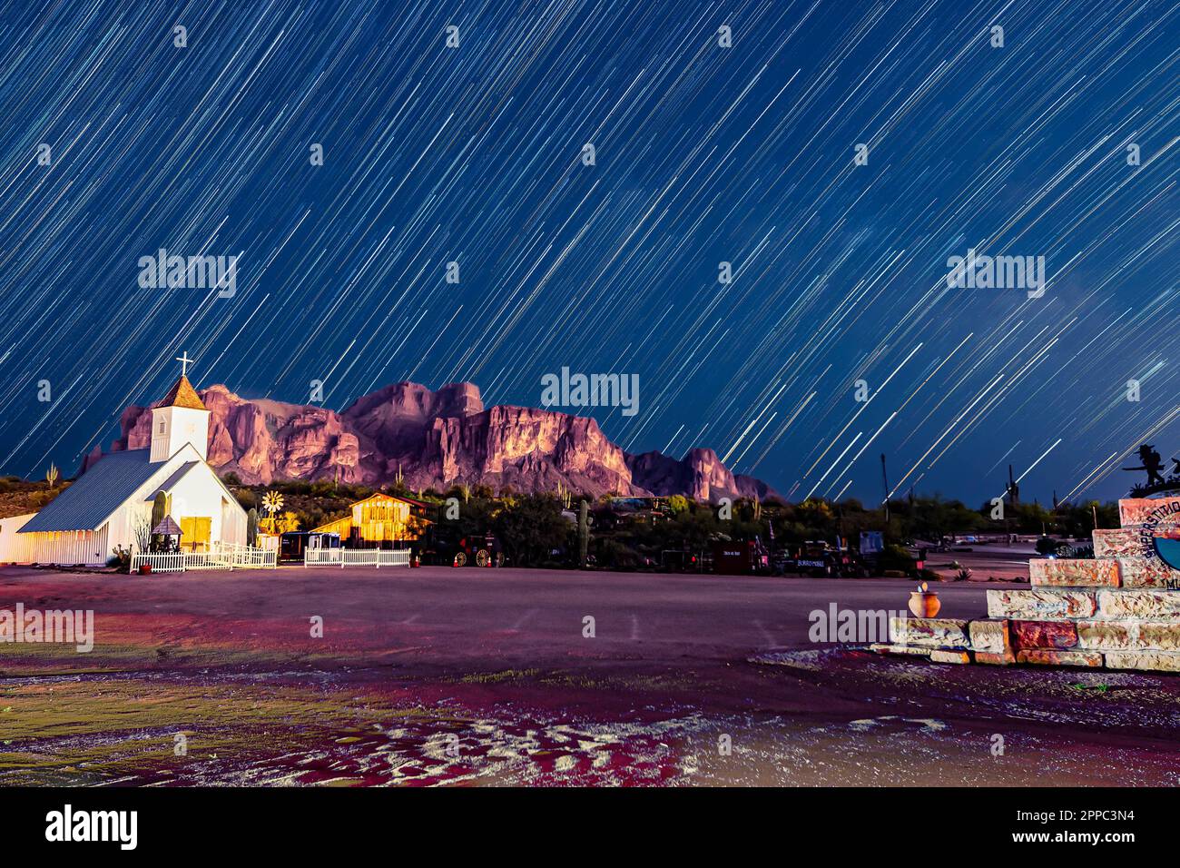 Elvis presley photos hi-res stock photography and images - Alamy