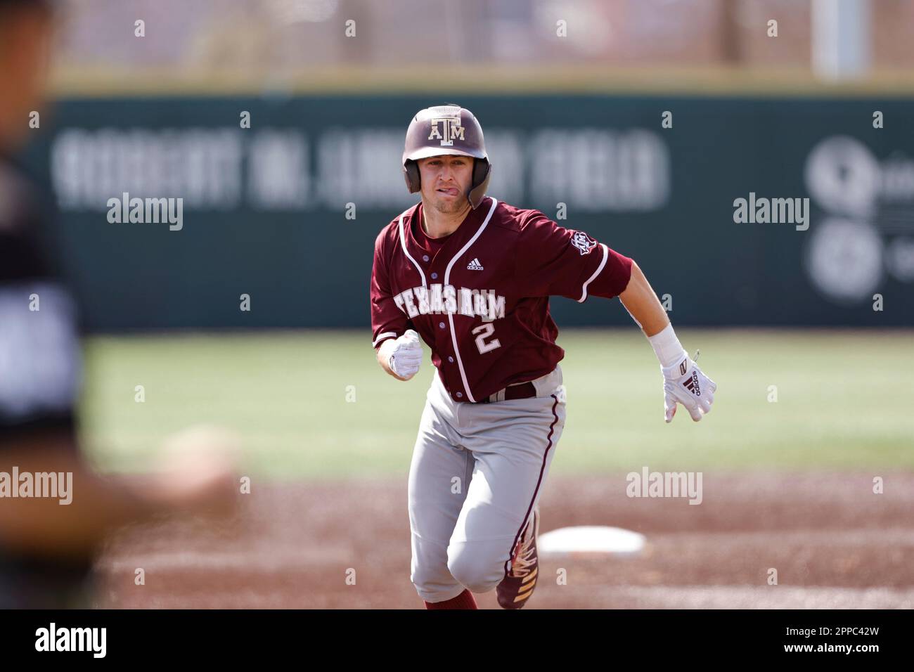 Texas A&M Aggies shortstop Hunter Haas (2) runs to third base against ...