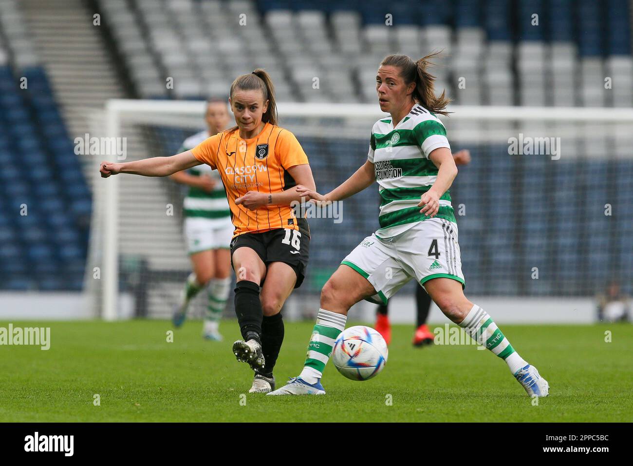 Lisa forward hi-res stock photography and images - Alamy