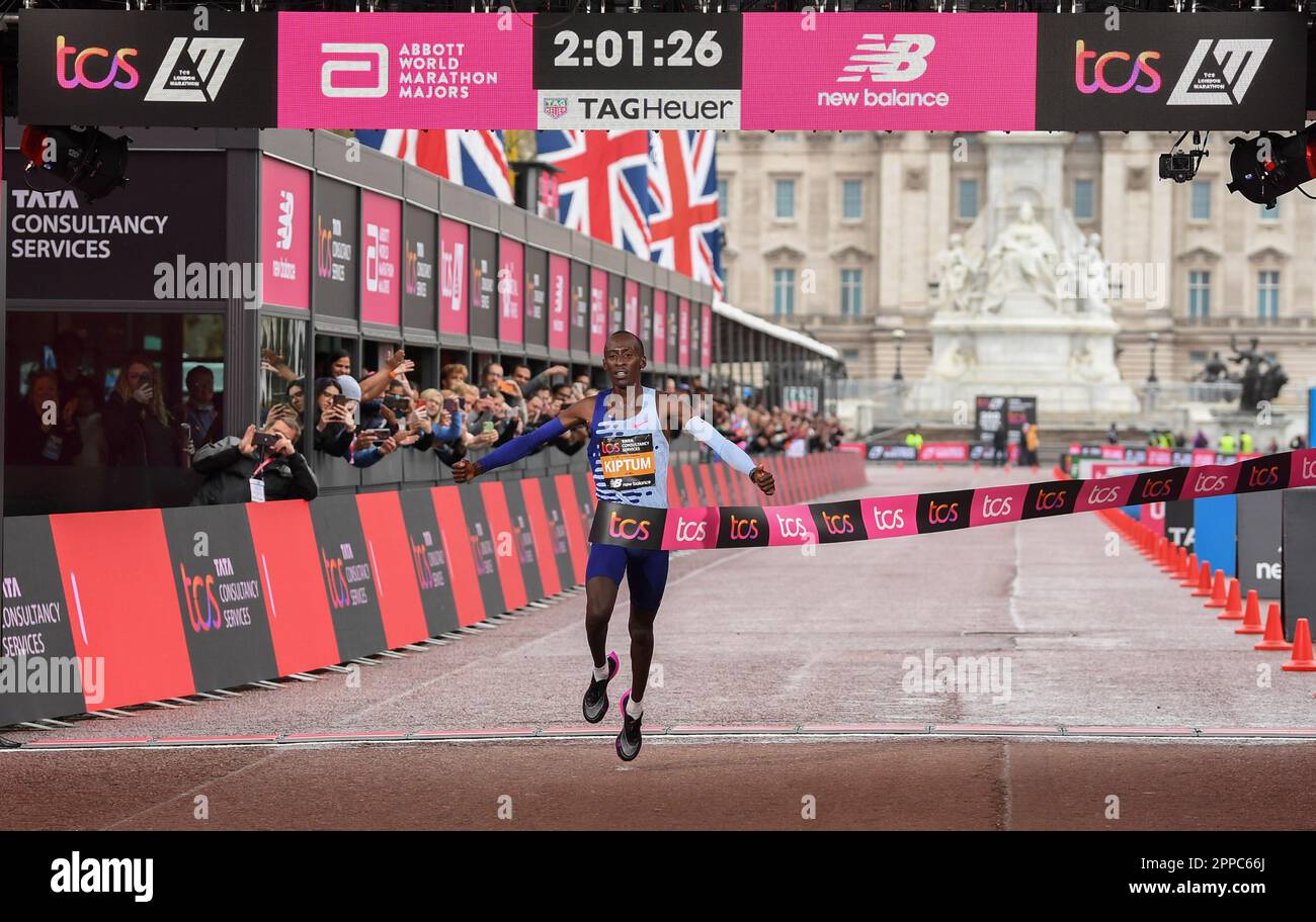 London, UK. 23rd Apr, 2023. Kelvin Kiptum of Kenya crosses the ...