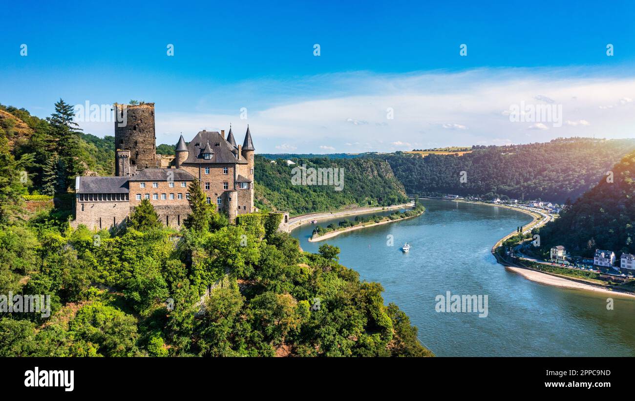 Katz castle and romantic Rhine in summer at sunset, Germany. Katz ...